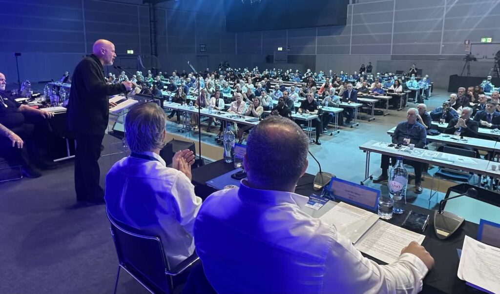 Dennis Daggett Challenges Global Dockers To “Draw The Line Together ...