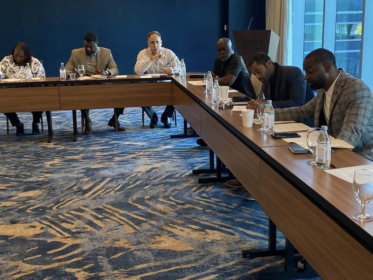 ILA LOCALS MEET AT PORT EVERGLADES, FLORIDA TO CONTINUE TALKS ON ...